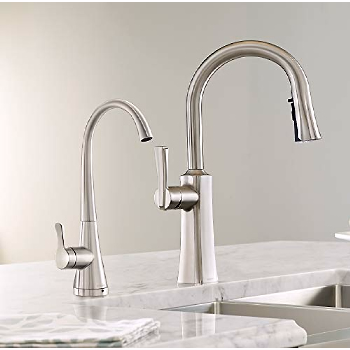 Moen S5520SRS Sip Transitional Cold Water Kitchen Beverage Faucet with Optional Filtration System, Spot Resist Stainless