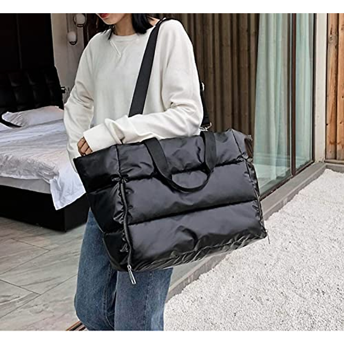 Puffer Tote Bag of Women,Large Designer Handbags, Winter Soft Puffer Shoulder Bag Ladies Yoga Fitness Bag Travel Bag(Black)