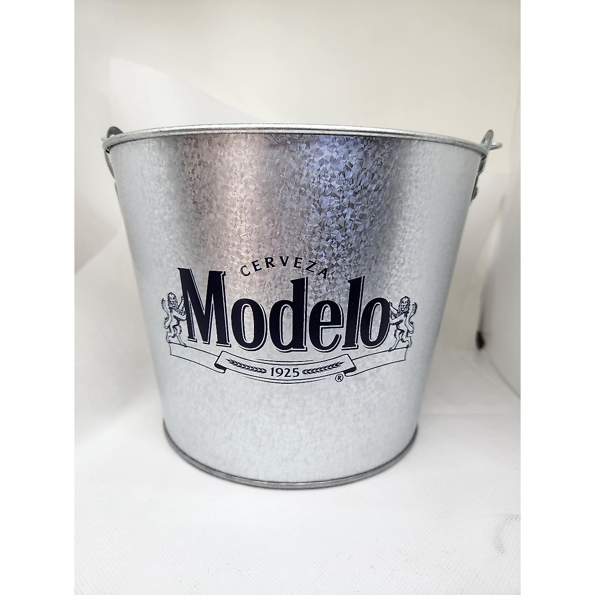 Modelo-Especial Beer Bucket