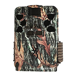 Browning Trail Cameras 24MP Dual Lens Recon Force Patriot Trail Camera (4-Pack) with 32GB SD Cards and Reader (