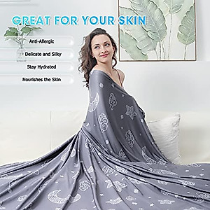 WKBEC Cooling Throw Blanket (50"x60" Throw Size) for Hot Sleepers, Arc-Chill Q-Max >0.5 Cool Fiber,100% Oeko-Tex Certified Lightweight Summer Blanket for Travel/Outdoor Ultra Cold Breathable, Grey