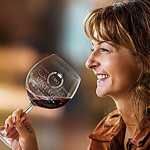 Sllyfo 40th Birthday Gifts Women Wine Glass - Vintage 1983 Printed 22 oz Stemmed Wine Glass - Funny 40 Birthday Gifts Idea.(Vintage 1983)