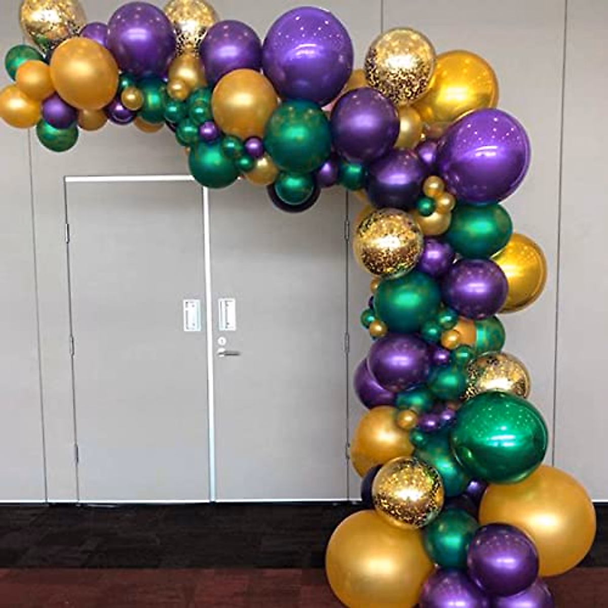 PartyWoo Purple Green Gold Balloons 50 pcs and Crepe Paper Streamers Green 4 Rolls