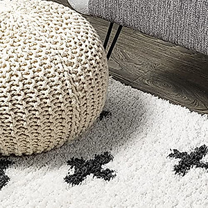 JONATHAN Y MOH403A-3 Cristo Berber Geometric Shag Indoor Area-Rug Bohemian Contemporary Easy-Cleaning Bedroom Kitchen Living Room Non Shedding, 3 X 5, White/Black