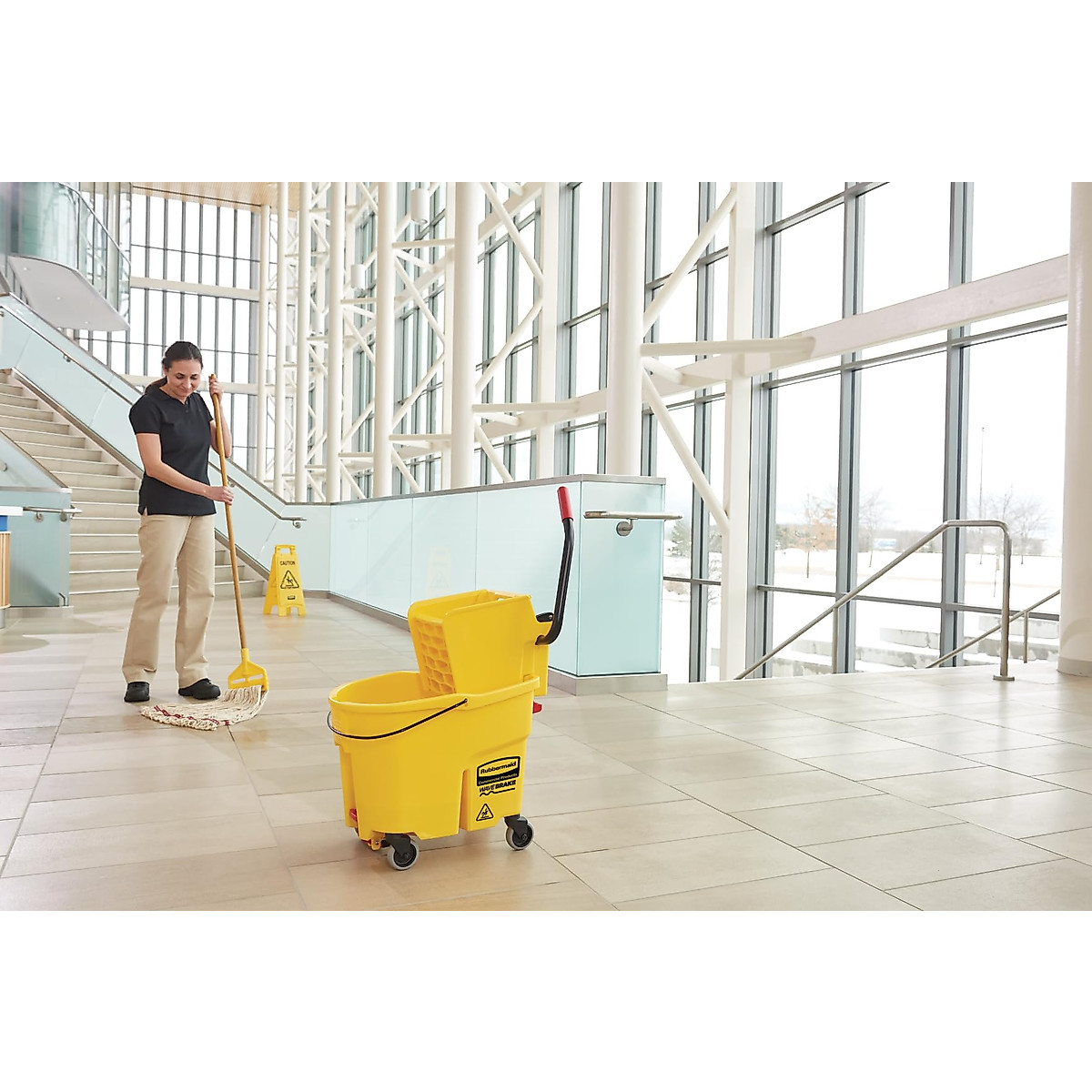 Rubbermaid Commercial Products, WaveBrake - Commercial Industrial Mop Bucket with Side-Press Wringer Combo on Wheels, 35 Quart, Yellow