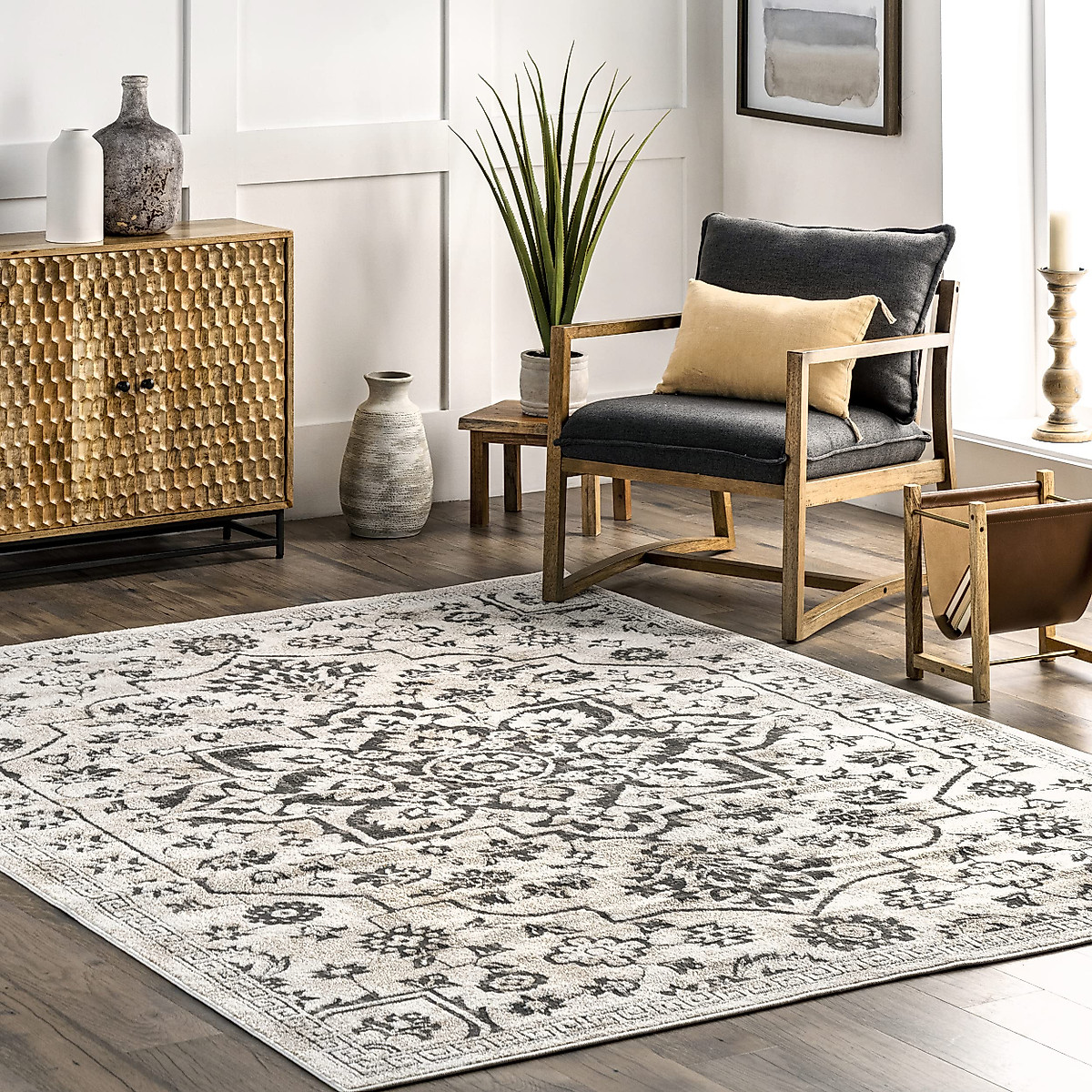 nuLOOM Cassy Floral Medallion Area Rug, 4x6, Grey