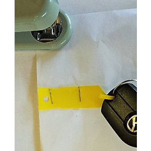 YELLOW Self-Locking Arrow Key Tags (1,000 per pack) Size 4 1/2" X 3/4" (YELLOW)