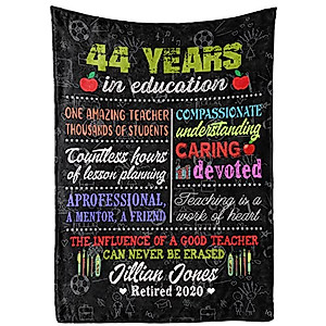 Personalized Retirement Blanket for Retirement Women Men from Family Coworker Work Bestie Boss Teachers Appreciation Gifts Custom Name Retirement Gifts Fleece Sherpa Blanket for Retirement Party