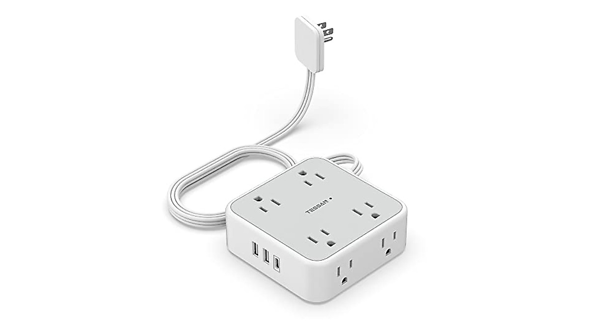 Ultra Thin Flat Power Strip w/ USB C, 8 Outlets, Surge Protection