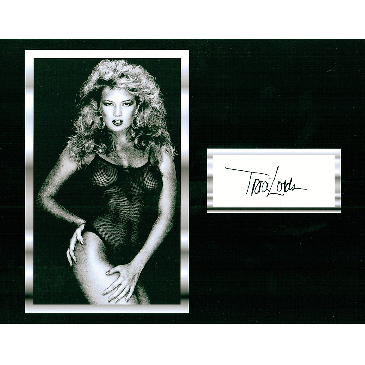 Kirkland Traci Lords 8 X 10 Autograph Photo on Glossy Photo Paper