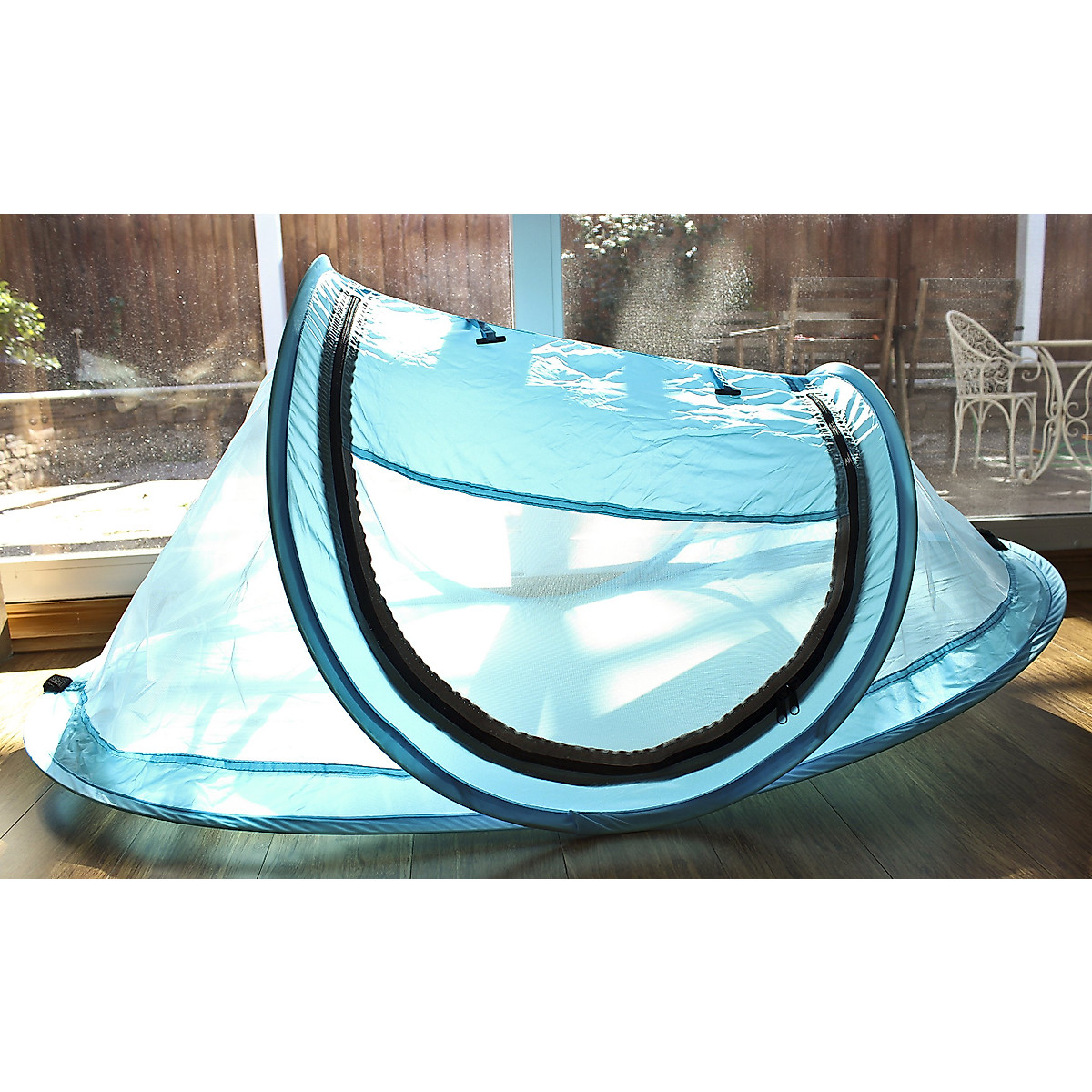 MooMooBaby Pop-Up Baby Beach Crib Tent