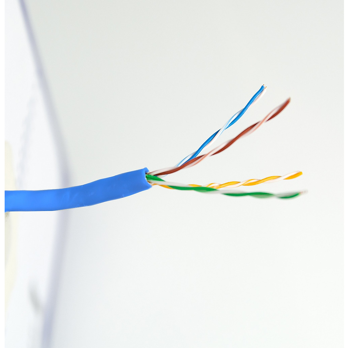 VIVO 500ft Bulk Cat6, Full Copper Ethernet Cable, 23 AWG, UTP Pull Box, Cat-6 Wire, Indoor, Network Installations, Blue, CABLE-V017