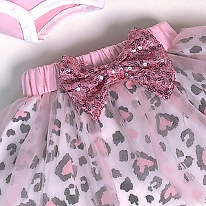 fioukiay Preemie Baby Girl Valentine's Day Skirt Sets Infant Love Heart Top Valentine's Day Dress Clothes Outfits (Pink, Preemie)