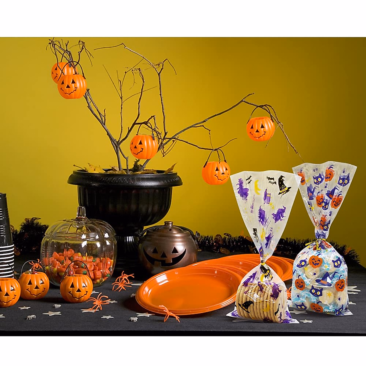 Hidreas 120 PCS Halloween Cellophane Bags Halloween Treat Bags with Ties for Candy Cookie Goodies Gift Favor Halloween Party