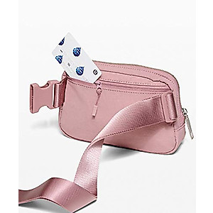 Lululemon Everywhere Belt Bag, 1L (Pink Taupe)