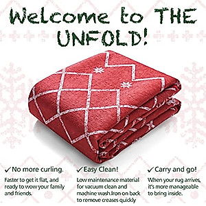 COLLACT Christmas Rug Red Area Rug 3x5 Kitchen Rug Entryway Snowflake Modern Rug Foldable Thin Rug Christmas Decor Diamond Floor Cover Geometric Accent Rug Indoor Bathroom Carpet Living Room Bedroom