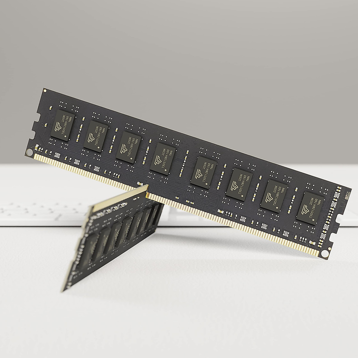 Timetec 8GB KIT (2x4GB) DDR3 / DDR3L 1333MHz PC3-10600 Non ECC Unbuffered 1.5V / 1.35V CL9 Dual Rank for Dell Optiplex 780 DT/MT/SFF Memory Ram Upgrade and More (Low Density 8GB KIT (2x4GB))