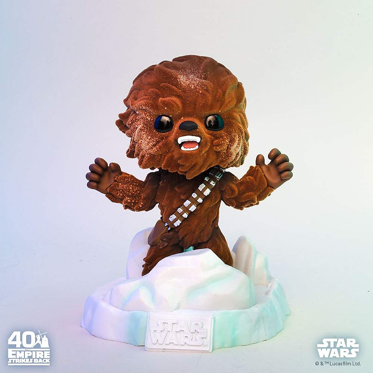 POP Funko Deluxe Star Wars: Battle at Echo Base Series Action Figure Chewbacca (Flocked), Amazon Exclusive, Figure 3 of 6