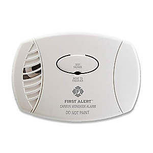 First Alert CO600 Plug-In Carbon Monoxide Detector