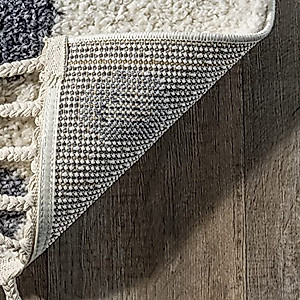 nuLOOM Rudy Transitional Polka Dot Tasseled Area Rug, 6' 7" x 9', Beige