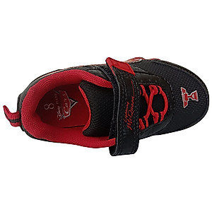 Disney Boy's Lightning McQueen Cars Light Up Sneakers (Black, Numeric_9)