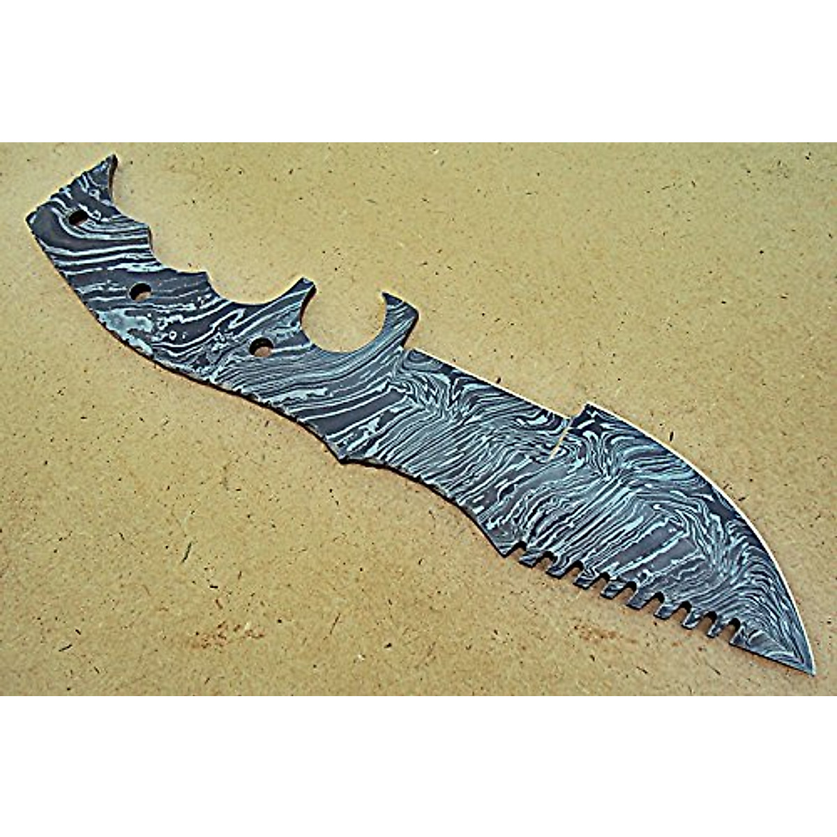 Poshland BB-17 Handmade Damascus Steel Blank Blade Full Tang Tracker Knife