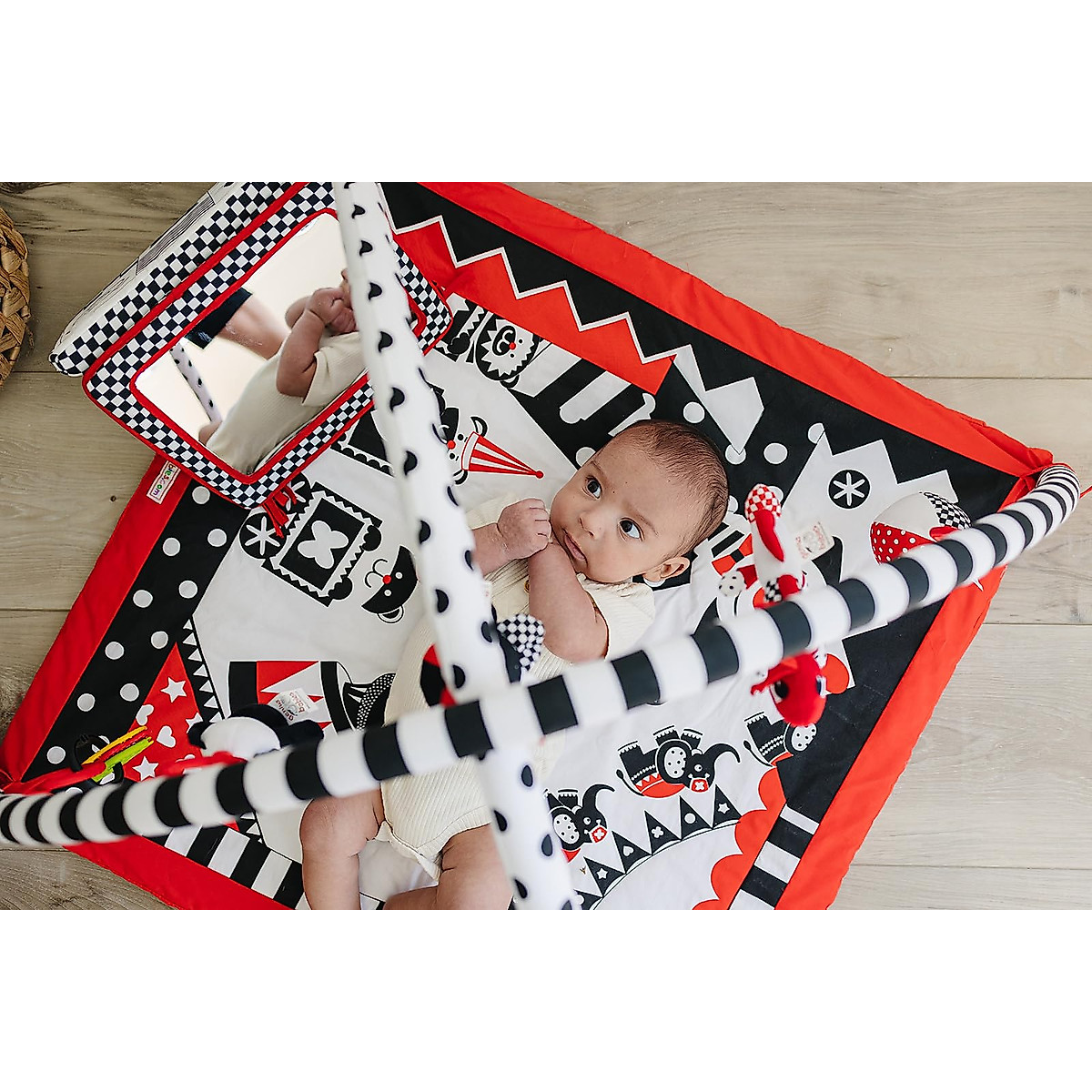 Black, White & Red Activity 3D Playmat & Gym