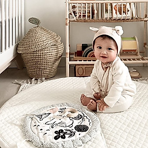 Wee Gallery Organic Meadow Activity Pad - High Contrast Tummy Time Play Mat with 6 Interactive Activities - Soft Sensory Toys for Babies - Visual & Motor Skill Development Toy