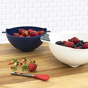 Tovolo N' Strain 1.5 Quart Colander Easy-Pour Spout, 2-in-1 Strainer & Soaking, Fruit Bowl & Vegetable Wash, BPA-Free & Dishwasher-Safe, Deep Indigo