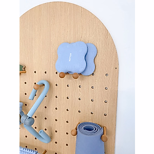 Strong Bearing Capacity Yoga Mat Holder, Wall Mounted Heavy Duty Yoga Accessories, Yoga Strap Resistance Bands Gym Equipment, Fitness Enthusiast (Color : Oak Color)