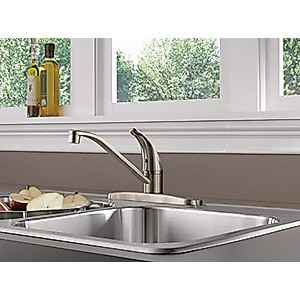 Peerless Core Single-Handle Kitchen Faucet, Brushed Nickel Kitchen Sink Faucet, Single Hole Kitchen Faucet, Stainless P110LF-SS