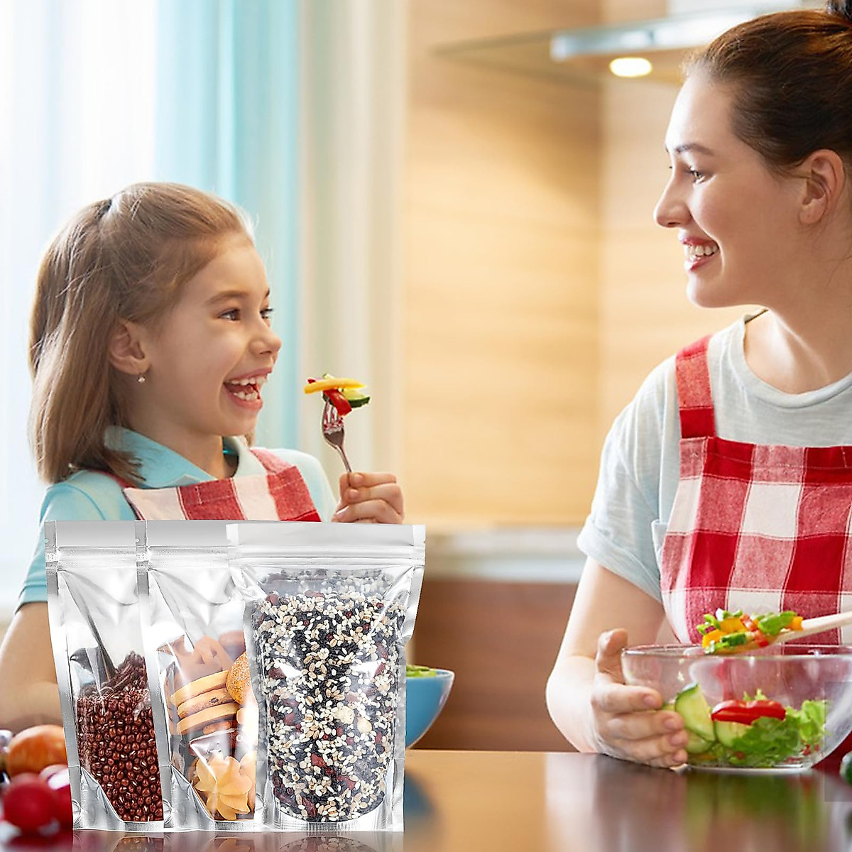 200 PCS Candy Bags, Sealable Heavy Duty Clear Mylar Food Storage Bags, Container Sets, Plastic Zipper Food Coffee Candy Storage, Refoldable Bags And Heat Sealable Food Storage (5" x 8")