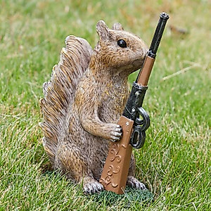 Garden Squirrel Guard Statue, Soldier Gnome - Woodland Friend Garden Decor Statues, Animal Gnome Statues, Waterproof Figure Indoor & Outdoor Lawn Squirrels Ornament Funny Decoration 6.7" H