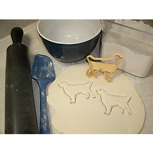 GOLDEN RETRIEVER OUTLINE DOG BREED FRIENDLY FAMILY PET COOKIE CUTTER MADE IN USA PR626