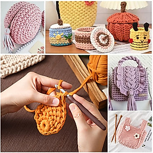 2 PCS T-Shirt Yarn Elastic Fabric Crochet Cloth Yarn for DIY Knitting, Spaghetti Yarn Thick Knitting Yarn for Hand DIY Bag Blanket Cushion Crocheting Projects,Home Decor (Pink)