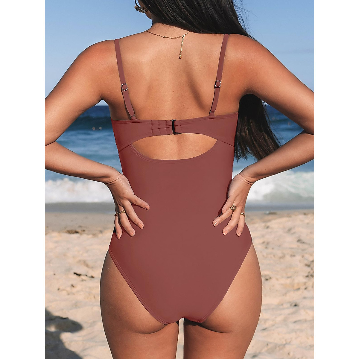 CUPSHE Women's One Piece Swimsuit Bathing Suits Twist Front Cutout Ruched Swimwear M Brick Red