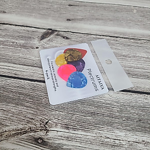 AITAIYA Plectrums,Guitar Picks, For electric, acoustic and bass guitars in various strengths - Precision Picks for Every Guitarist