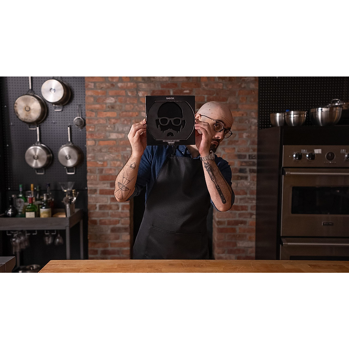 Babish Cookware Cast Iron, 8-Inch, Preseasoned Face Trivet