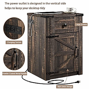SOOWERY Nightstands Set of 2, Nightstand with Charging Station, Farmhouse End Table with Barn Door and Drawer, Rustic Wood Sofa Side Table for Bedroom, Living Room, Dark Rustic Oak