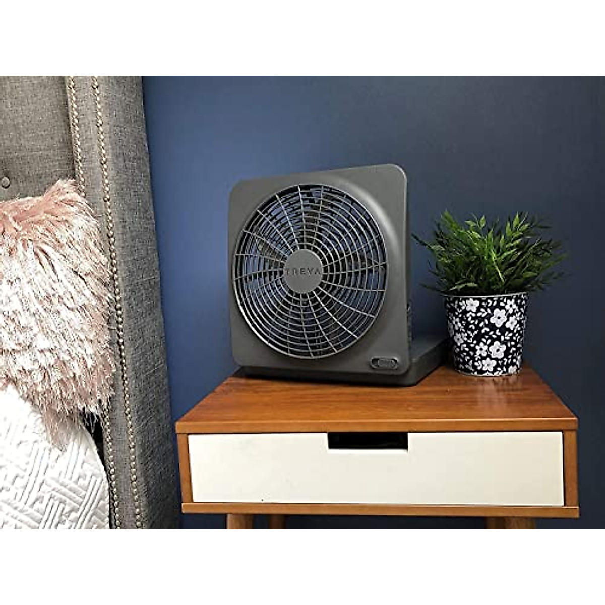O2COOL FD10101 Battery Operated 10IN Portable Fan