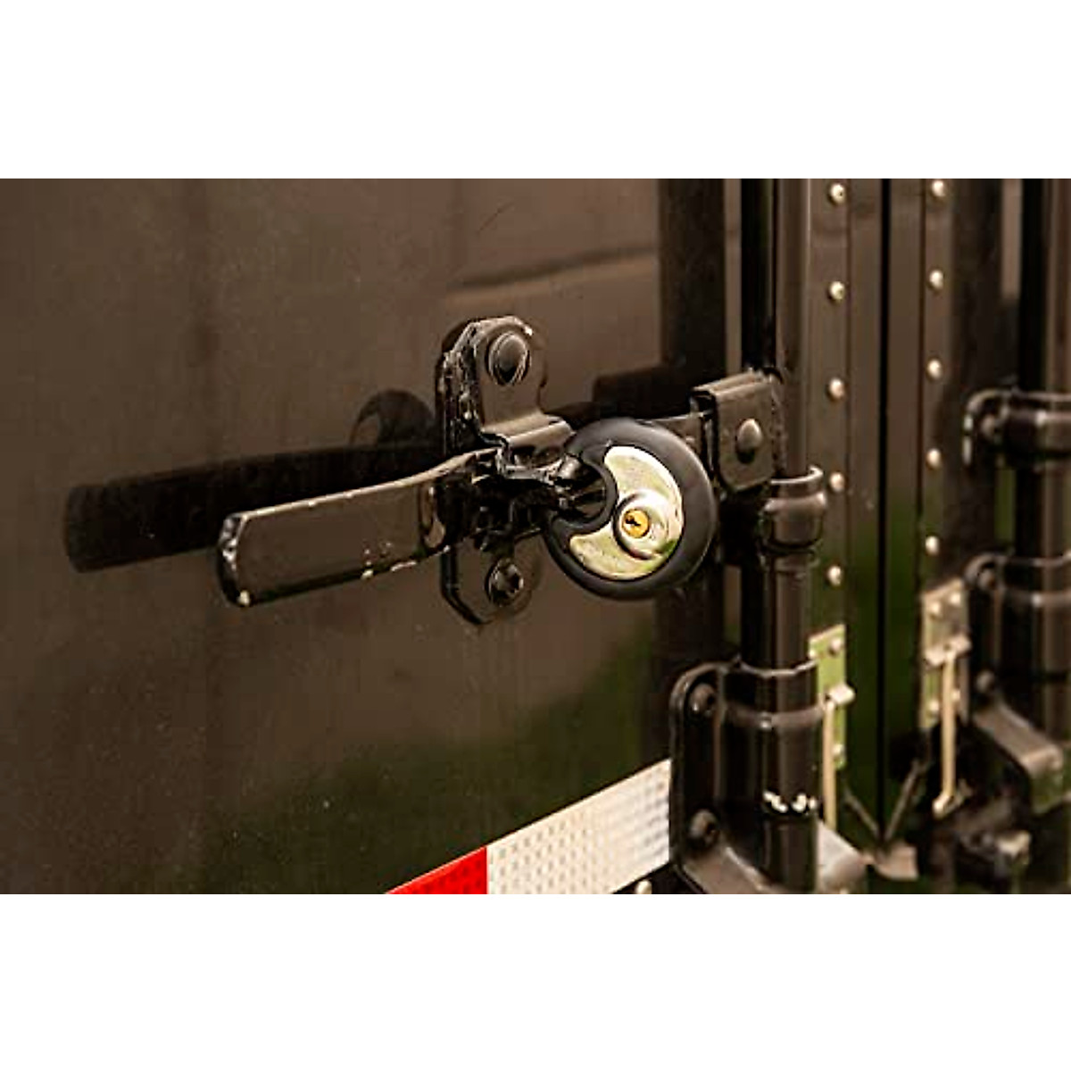 BRINKS Heavy Duty Padlocks & Keys 4 Pack 70mm Stainless Steel Keyed Alike Commercial Discus Keyed Lock for Storage Shed Garage Locker Sliding Doors Cabinets & More Round with Boron Shackle, Black