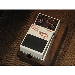 BOSS TU-2 Chromatic Tuner Pedal