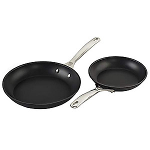 Le Creuset Toughened Nonstick PRO Cookware Set, 2 pc. (8" & 10" Fry Pan),Gray