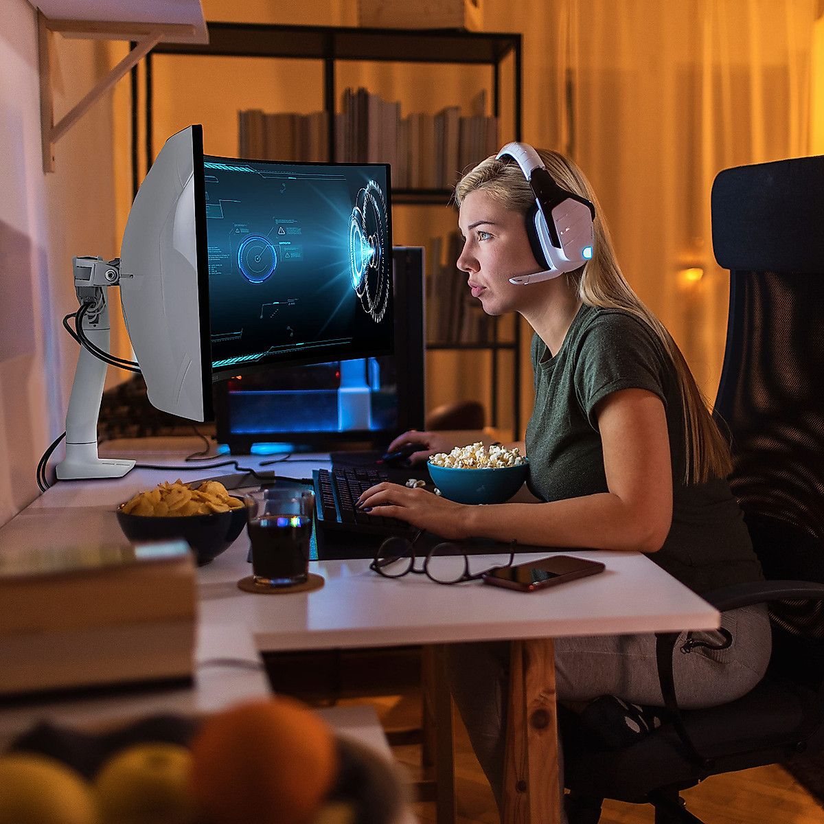 Ergotron – HX HD Premium Heavy Duty Gaming Monitor Arm, Single Monitor Desk Mount – for 1000R Curved Ultrawide Monitors Up to 49 Inches, 28 to 42 lbs, VESA 75x75mm or 100x100mm – HD Pivot, White