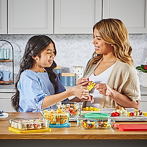 Pyrex 8-Pc Glass Food Storage Container Set, 4-Cup & 3-Cup Decorated Round Meal and Rectangle Prep Containers, Non-Toxic, BPA-Free Lids, Disney Mickey & Friends