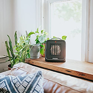 Honeywell UberHeat Plus Ceramic Space Heater for Small Rooms, Quiet, Compact Personal Heater with Variable Heat Settings and Auto-off Timer, Black, HCE220B