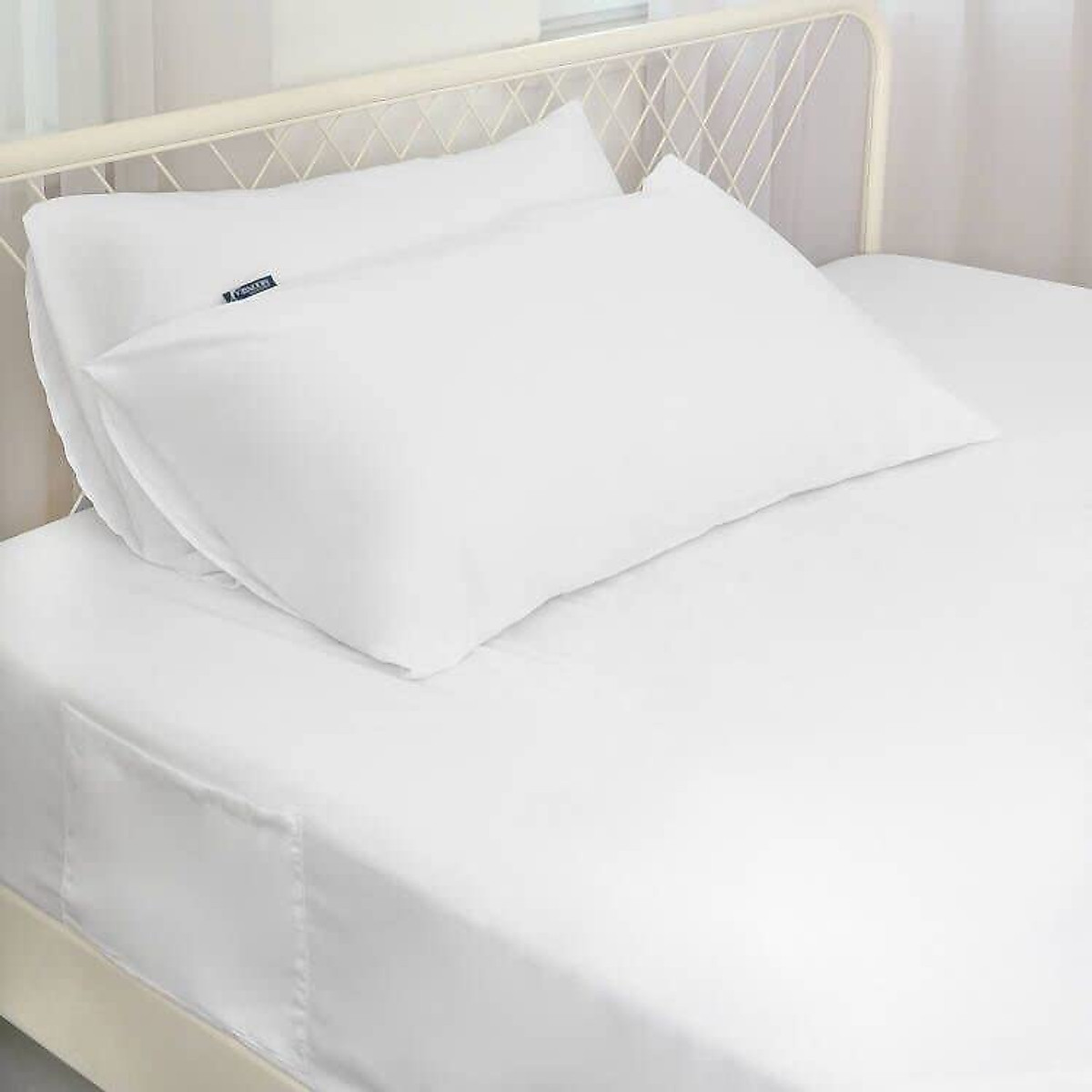 Moonsea Queen Extra Deep Pocket Mattress Pad and Sheet Set, Microfiber, 16 to 24 Inch Mattress, Includes 2 Pack Pillowcases