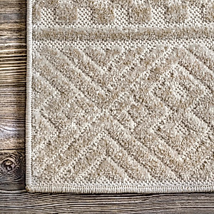 nuLOOM Kamryn Textured Tribal Indoor/Outdoor Area Rug, 4' x 6', Beige, Rectangular, 0.3" Thick