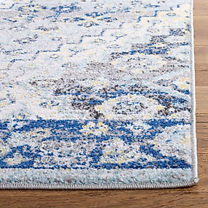 SAFAVIEH Madison Collection Accent Rug - 4' x 6', Grey & Cream, Diamond Medallion Distressed Design, Non-Shedding & Easy Care, Ideal for High Traffic Areas in Entryway, Living Room, Bedroom (MAD616F)