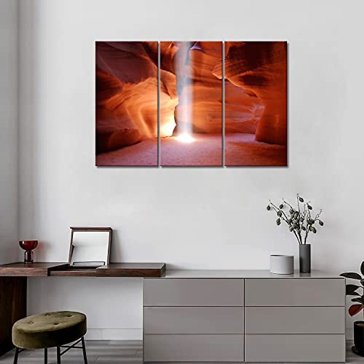 A Beam of Light Falling Down in Antelope Canyon Wall Art Painting Pictures Print On Canvas Landscape The Picture for Home Modern Decoration